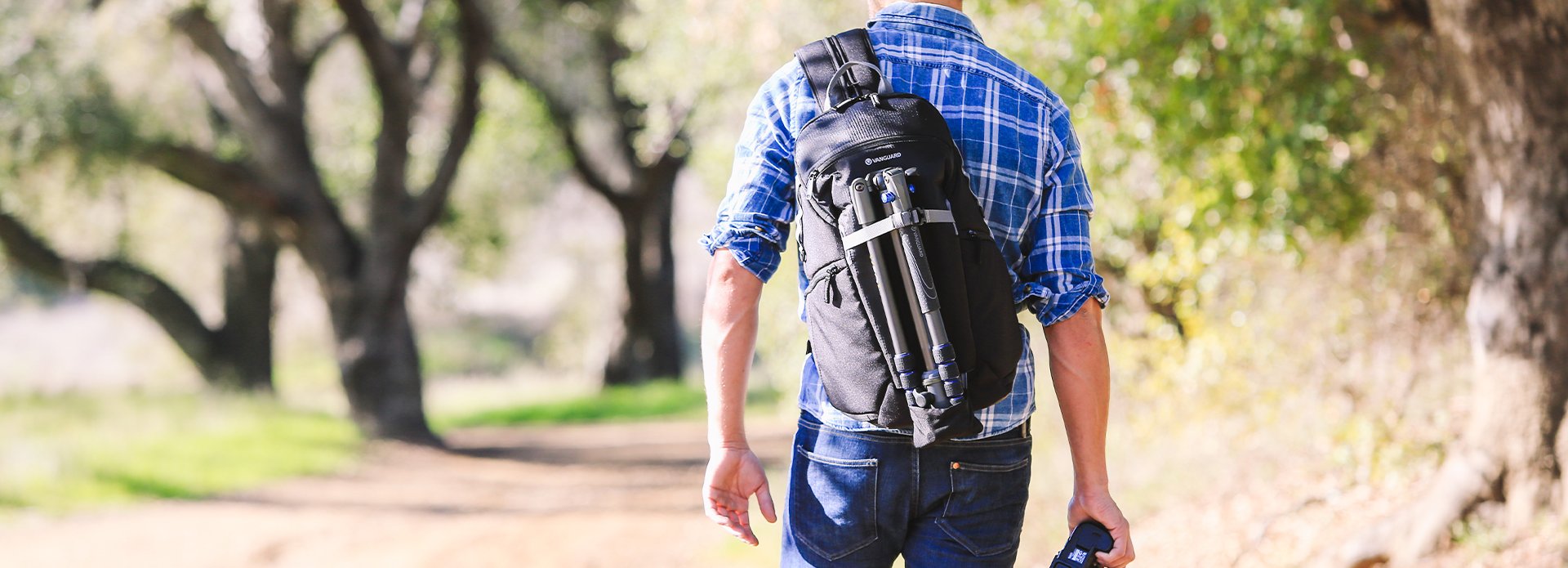 Camera Holster and Zoom Bags – Vanguard World UK